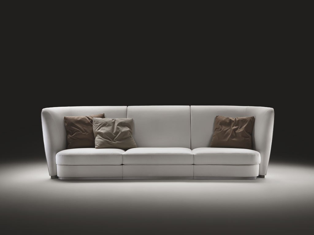 Forme flessibili, eleganza understatement - FourExcellences