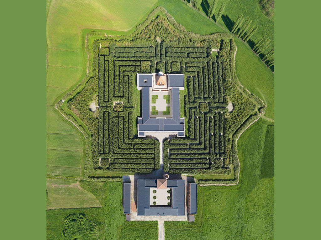 Primavera-Estate 2018: abiti e accessori nelle sfumature vibranti del ...