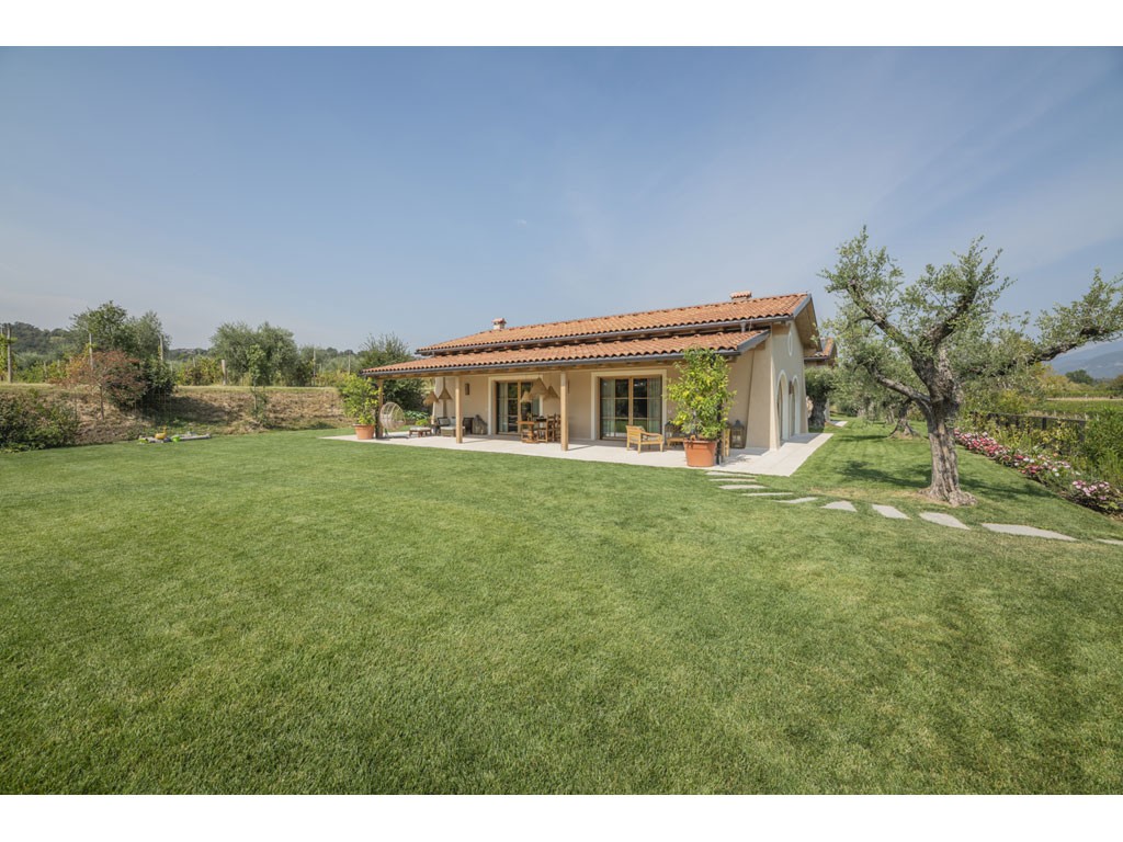 Casa Vigna nella Valtènesi di Rubner Haus - FourExcellences